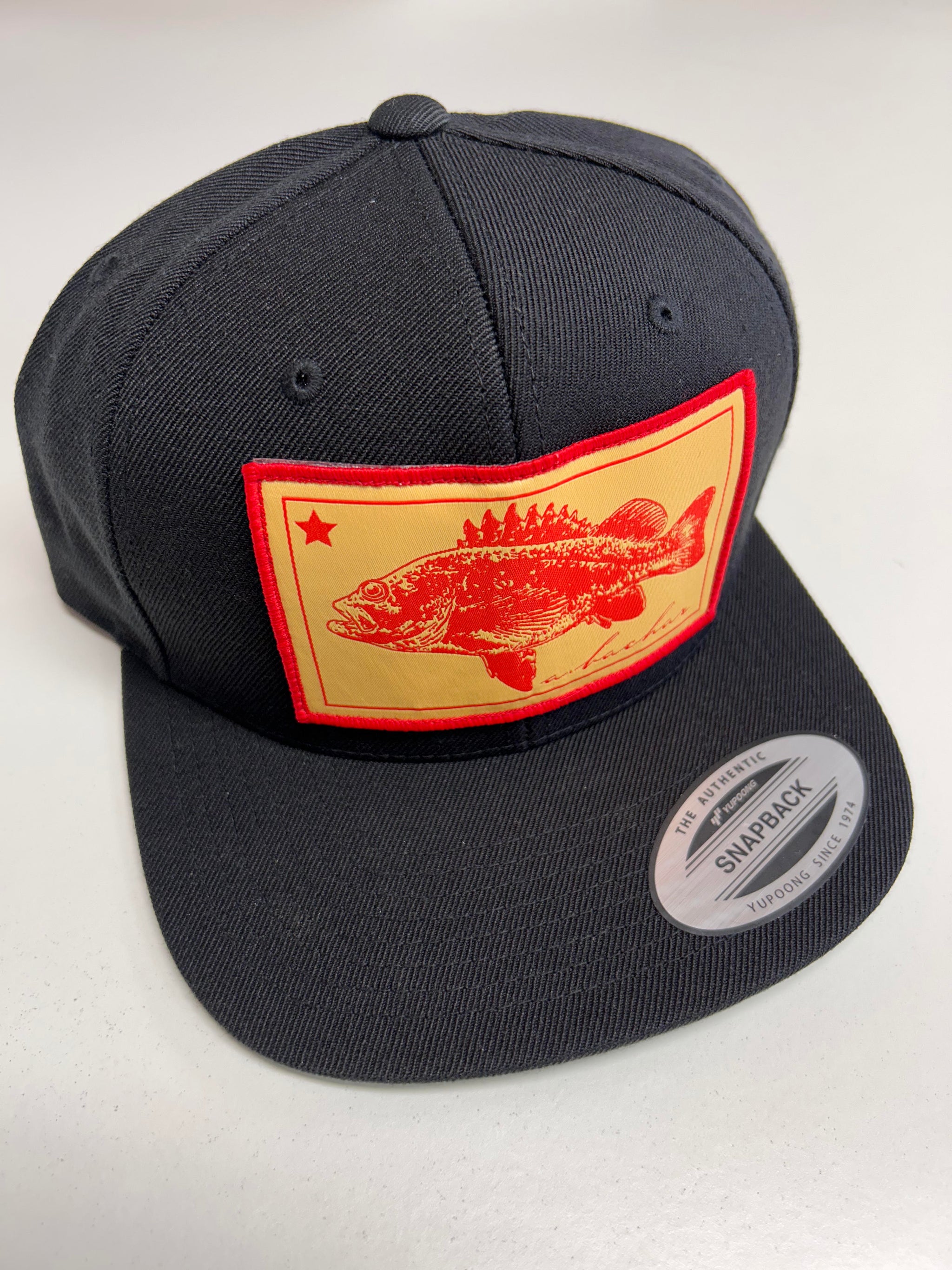 Vermillion Hat - Studio Abachar